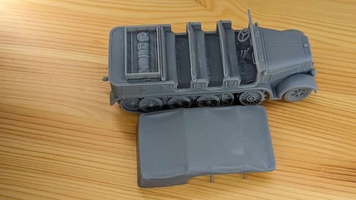 WW2 Half-track Sd.Kfz.8 DB9 Zugkraftwagen 12t – Dark Castle Terrain