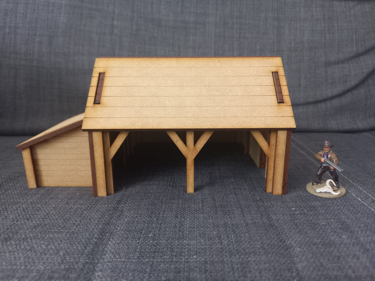Small Stable 28mm Scale – Dark Castle Terrain