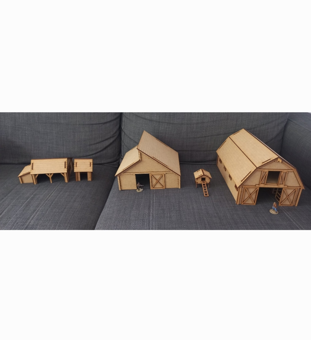 Full Farm Set 28mm Scale – Dark Castle Terrain